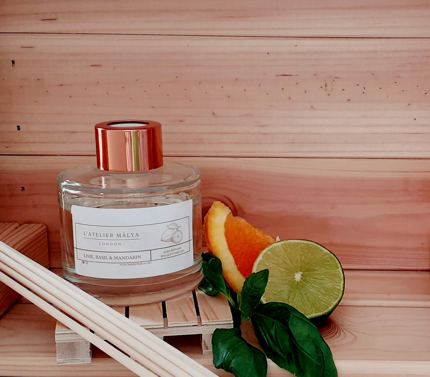 "Lime, basil & mandarin" reed diffuser