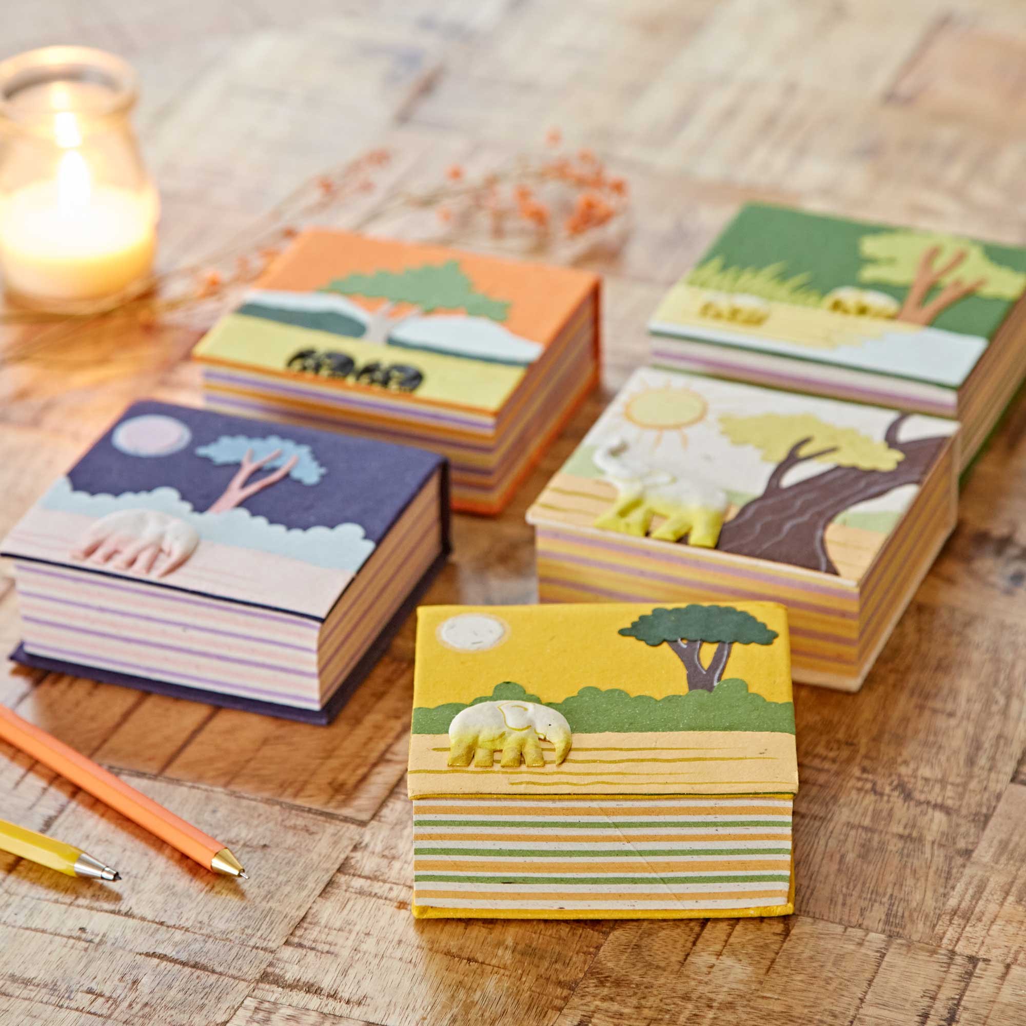 Eco Maximus Colourful Elephant Dung Note Cube | CREOATE