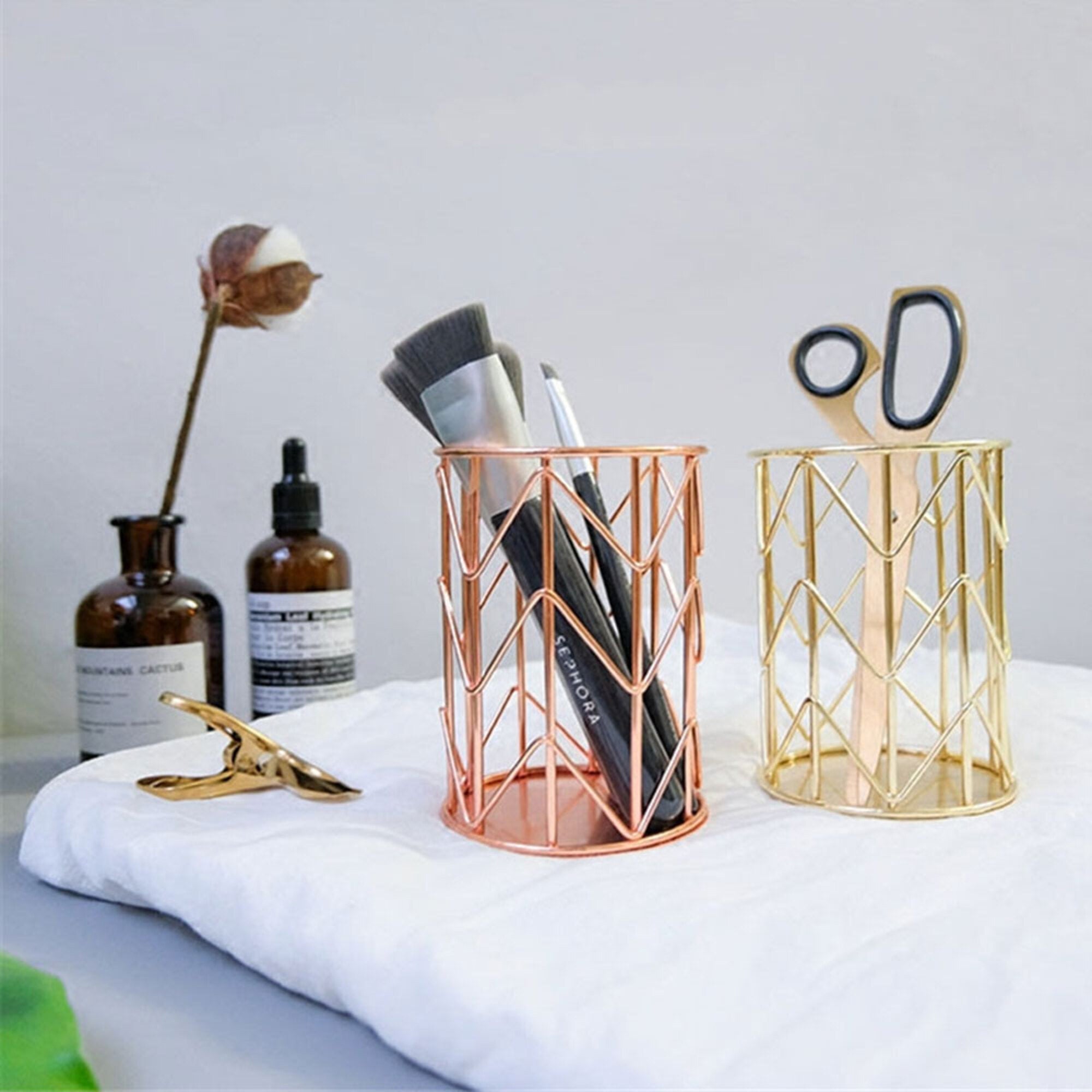 Decorative Metal Wire Storage Organiser, Gold | CREOATE